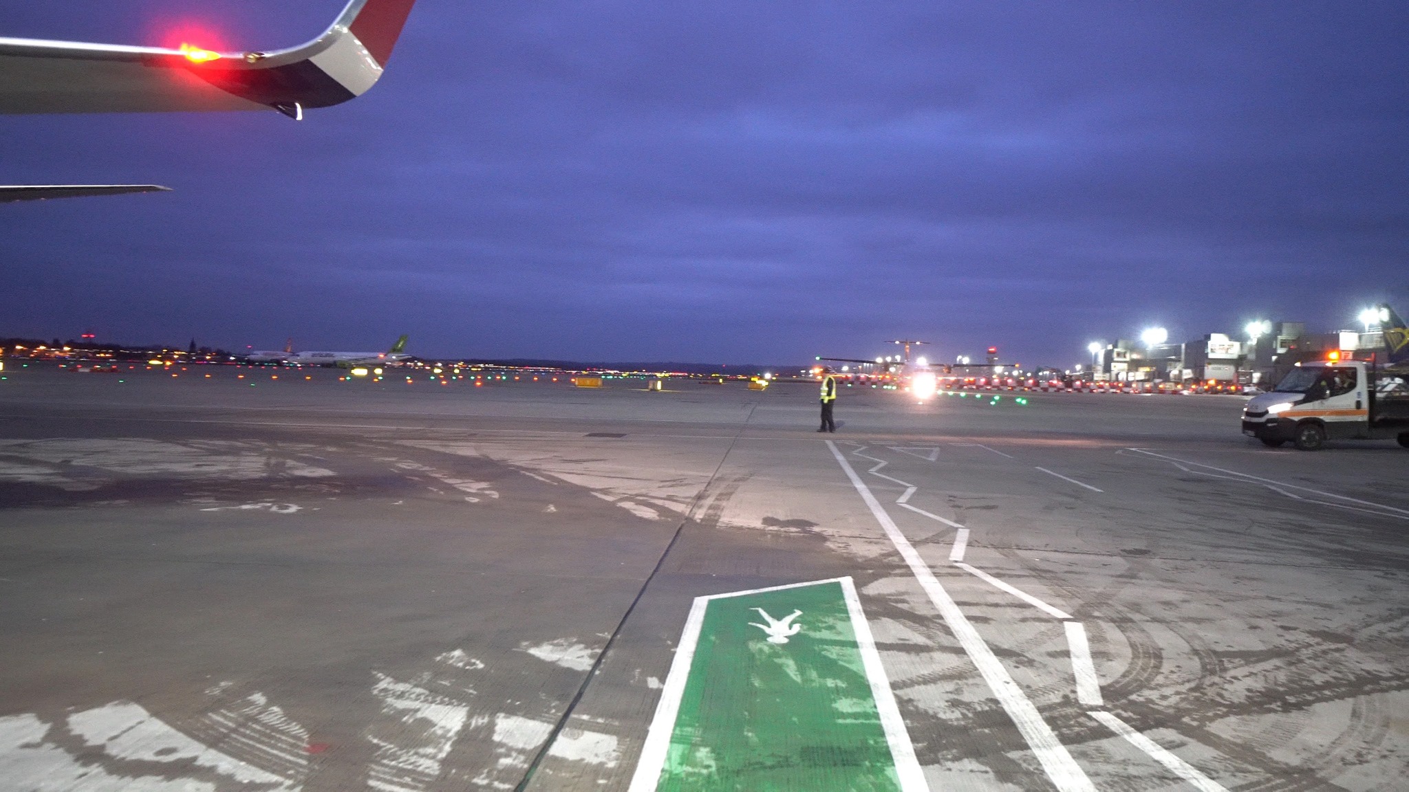 Driving Airside at Night - a course to combat risk